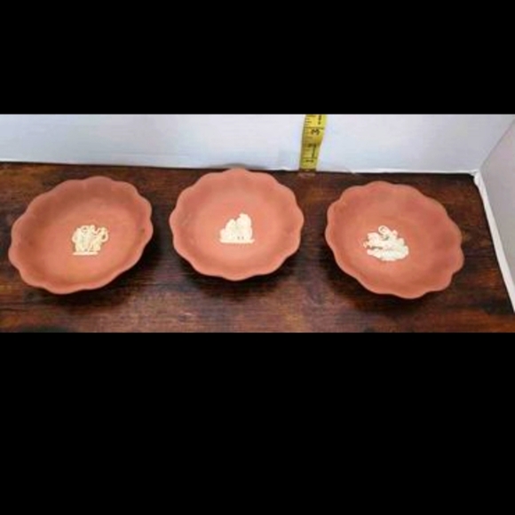 Accents | 3pc Collectible Set Cream Color On Terra Cotta Jasperware ...